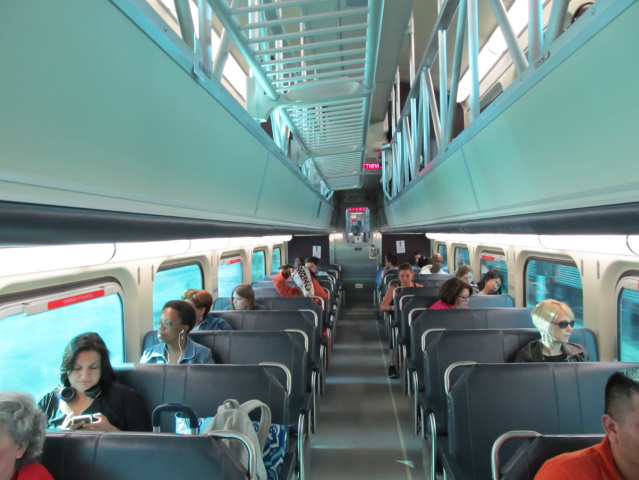What's your Metra railcar redesign wish list? - Streetsblog Chicago