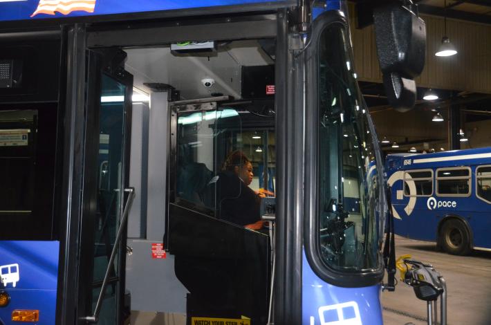 Pace debuts its first-ever fully electric bus - Streetsblog Chicago