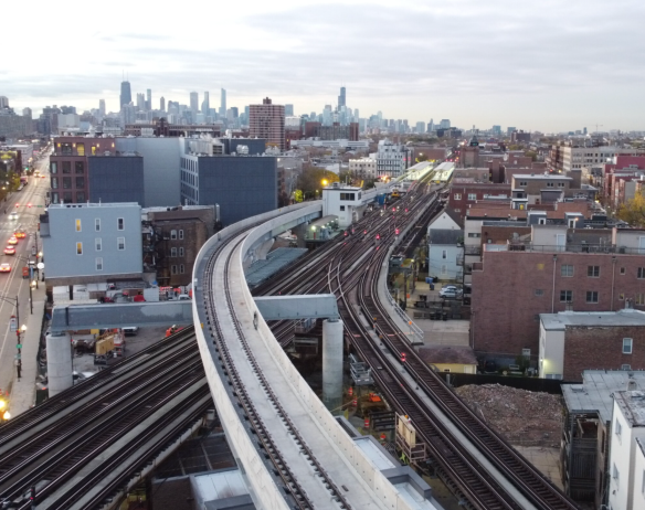 The CTA and Transport Chicago led a behind-the-scenes tour of the Red ...